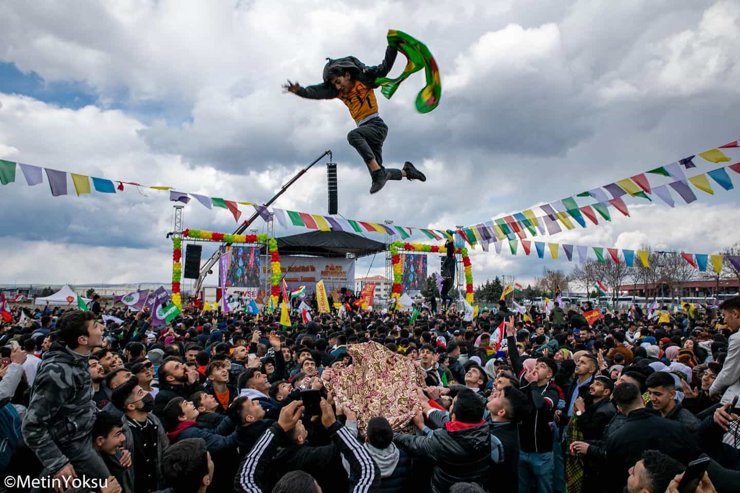 kültür, bilinç ve siyasetin buluşma kavşağı: NEWROZ - dilop